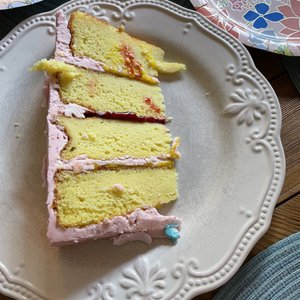 SWEETLY BAKED - 35 Photos & 52 Reviews - 680 Hawthorne Ave SE, Salem ...