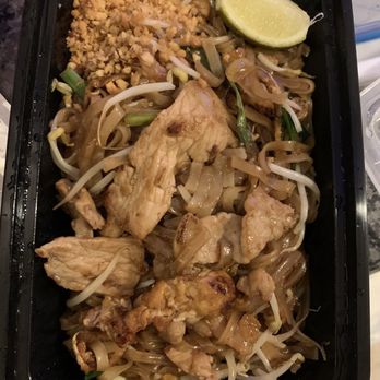 BLOCK 9 THAI STREET EATS - Updated August 2024 - 130 Photos & 75 ...