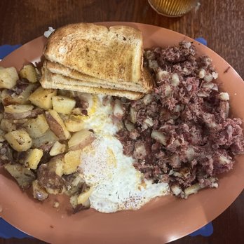 GRUMPY’S - Updated July 2025 - 190 Photos & 447 Reviews - 1408 Main St ...