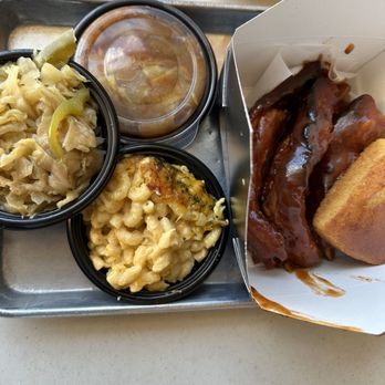 CORNBREAD - Updated July 2025 - 392 Photos & 591 Reviews - 1565 ...