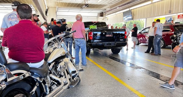 MORTON AUTO AUCTION - Updated October 2025 - 17 Photos - 410 Erie Ave ...