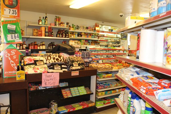 MENIFEE MARKET AND FEED - Updated December 2025 - 30 Photos & 17 ...