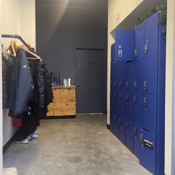 SOLIDCORE - Updated December 2025 - 32 Photos & 25 Reviews - 604 W 57th ...