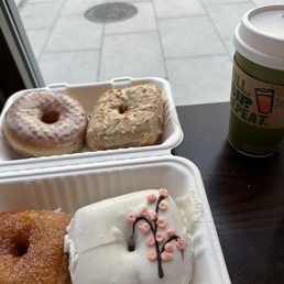 ASTRO DOUGHNUTS & FRIED CHICKEN - Updated May 2025 - 1886 Photos & 1400 ...