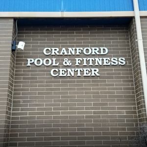 SUMMIT FAMILY AQUATIC CENTER - Updated August 2024 - 20 Photos - 100 ...