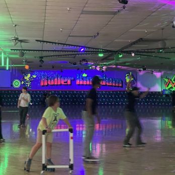 ROLLER KINGDOM - Updated August 2025 - 166 Photos & 169 Reviews - 515 E ...