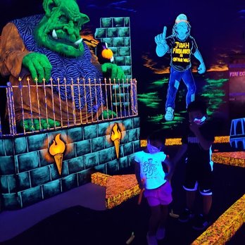 MONSTER MINI GOLF - Updated December 2024 - 283 Photos & 118 Reviews ...