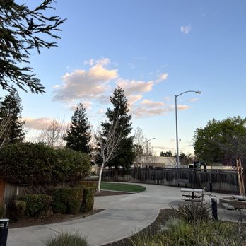 FRANCO PARK - Updated December 2025 - 28 Photos & 10 Reviews - 10981 ...