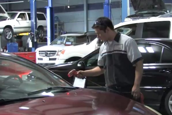 UNIVERSAL AUTO CENTER - Updated November 2025 - 57 Photos & 60 Reviews ...