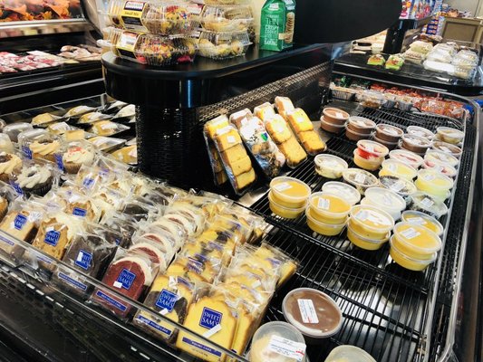 VILLA DELI - Updated February 2025 - 37 Photos & 84 Reviews - 507 ...