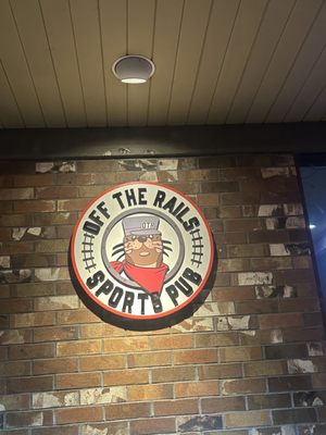 OFF THE RAILS SPORTS PUB - Updated December 2025 - 11 Photos & 30 ...