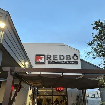 PHO REDBO - Updated May 2024 - 1931 Photos & 1224 Reviews - 7725 Garden ...