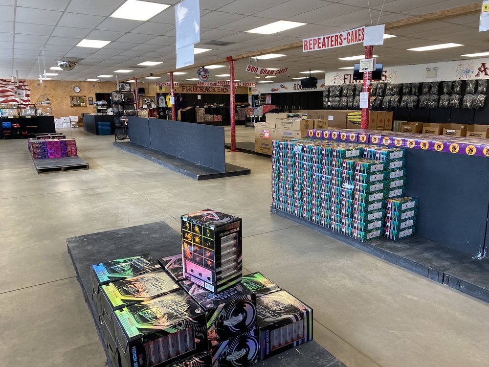 SPECTACULAR FIREWORKS - Updated July 2025 - 1541 Oliver Rd, New Milford ...