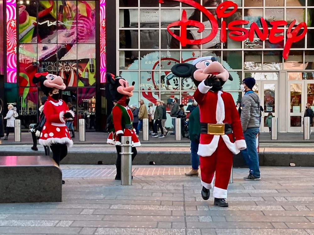 TIMES SQUARE STREET PERFORMERS - Updated August 2025 - 86 Photos ...