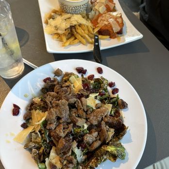 YELLOW BRIX RESTAURANT - Updated October 2025 - 482 Photos & 787 ...