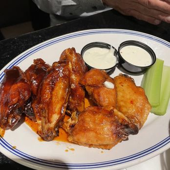 STATS BREWPUB - Updated August 2025 - 339 Photos & 748 Reviews - 300 ...