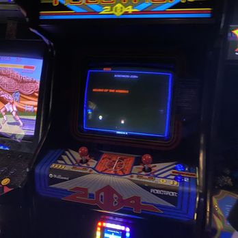 GROUND KONTROL CLASSIC ARCADE - Updated December 2024 - 900 Photos ...