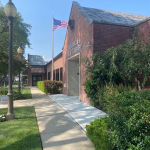 SYOSSET PUBLIC LIBRARY - Updated April 2025 - 16 Photos & 28 Reviews ...