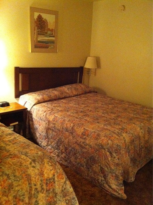 LITTLE PINE INN - 250 E Main St, John Day, Oregon - Hotels - Phone ...