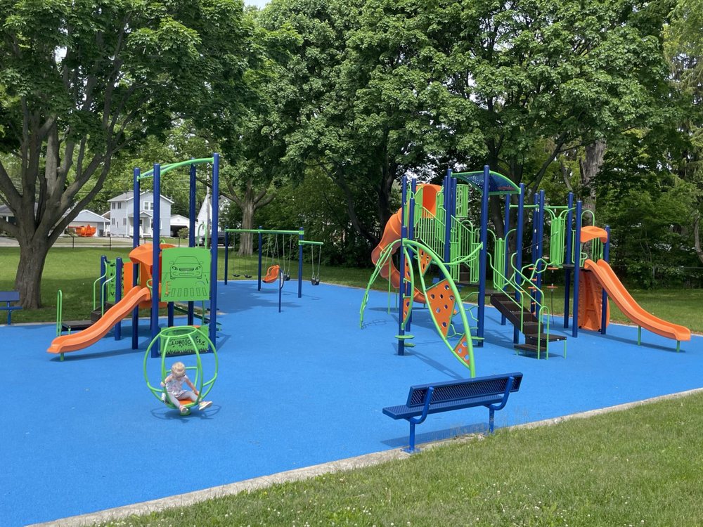 GRANDVIEW PARK - Updated October 2025 - 1001 N Grandview Blvd, Waukesha ...