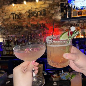 FIREFLY - Updated January 2025 - 204 Photos & 70 Reviews - 194-17 ...