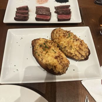 LITTLE ALLEY STEAKHOUSE - Updated May 2024 - 1120 Photos & 632 Reviews ...