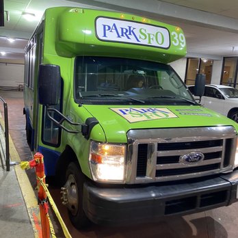 PARK SFO - Updated June 2025 - 102 Photos & 924 Reviews - 195 N Access ...