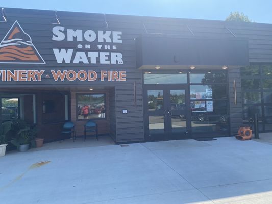 SMOKE ON THE WATER - Updated December 2025 - 14 Photos & 16 Reviews ...