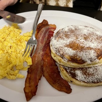 THE SUMNER CAFÉ - Updated October 2025 - 79 Photos & 100 Reviews - 909 ...