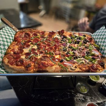 PIZZASAURUS REX - Updated May 2025 - 706 Photos & 622 Reviews - 2322 K ...