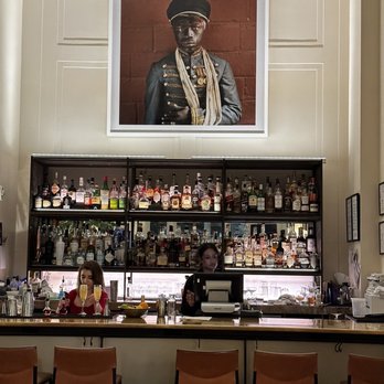 LOCKBOX - Updated July 2024 - 385 Photos & 190 Reviews - 167 W Main St ...