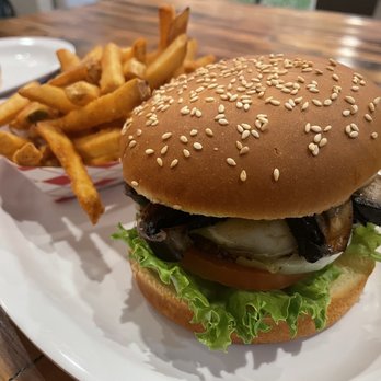 206 BURGER COMPANY - Updated January 2026 - 101 Photos & 78 Reviews ...
