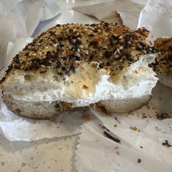 CRIEVE HALL BAGEL - Updated October 2024 - 130 Photos & 146 Reviews ...