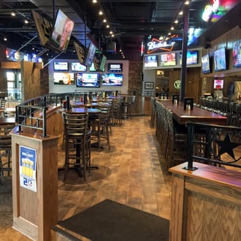 Austin bar and grill store