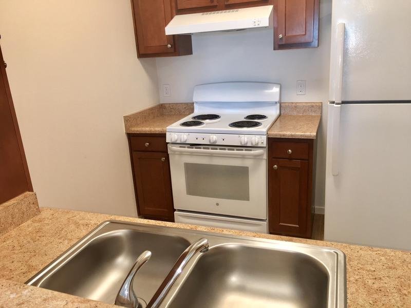 MERIDIAN @101 APARTMENTS - Updated October 2025 - 2148 E Apache Blvd ...