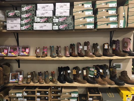 CENTRE BOOT COMPANY - Updated October 2025 - 2961 Benner Pike ...