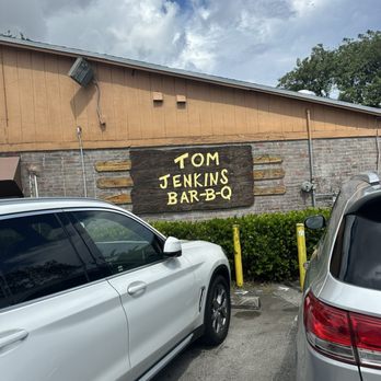 TOM JENKINS B-B-Q - Updated October 2025 - 511 Photos & 1119 Reviews ...