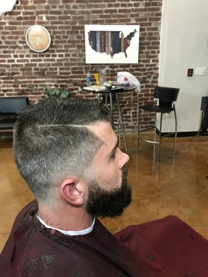 ICUTS - Updated August 2025 - 146 Madison Ave, Memphis, Tennessee ...