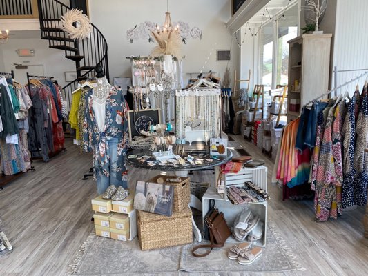 STUDIO M SALON & BOUTIQUE - Updated December 2025 - 12 Photos & 20 ...