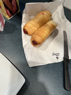 CAROL LEE DONUT’S - Updated August 2025 - 18 Reviews - 104 S 5th St ...