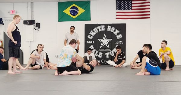 CHUTE BOXE KC - Updated October 2025 - 58 Photos - 9530 Marshall Drive ...