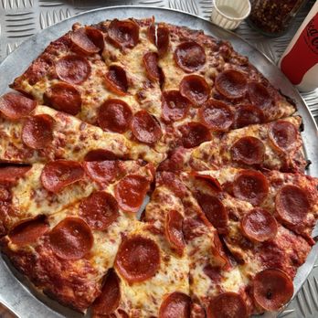 TOPPERS PIZZA PLACE - Updated December 2025 - 428 Photos & 714 Reviews ...