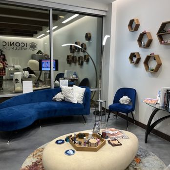 ICONIC WELLNESS - Updated October 2025 - 15 Photos - 2135 Westcliff Dr ...