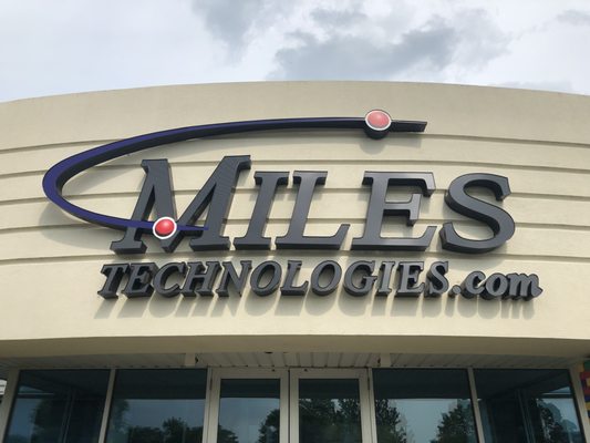 MILES IT - Updated October 2025 - 28 Photos & 31 Reviews - 100 Mount ...