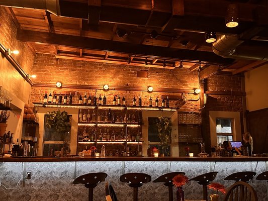 DAHLIA TAPAS TEQUILA & WINE - Updated January 2026 - 366 Photos & 205 ...