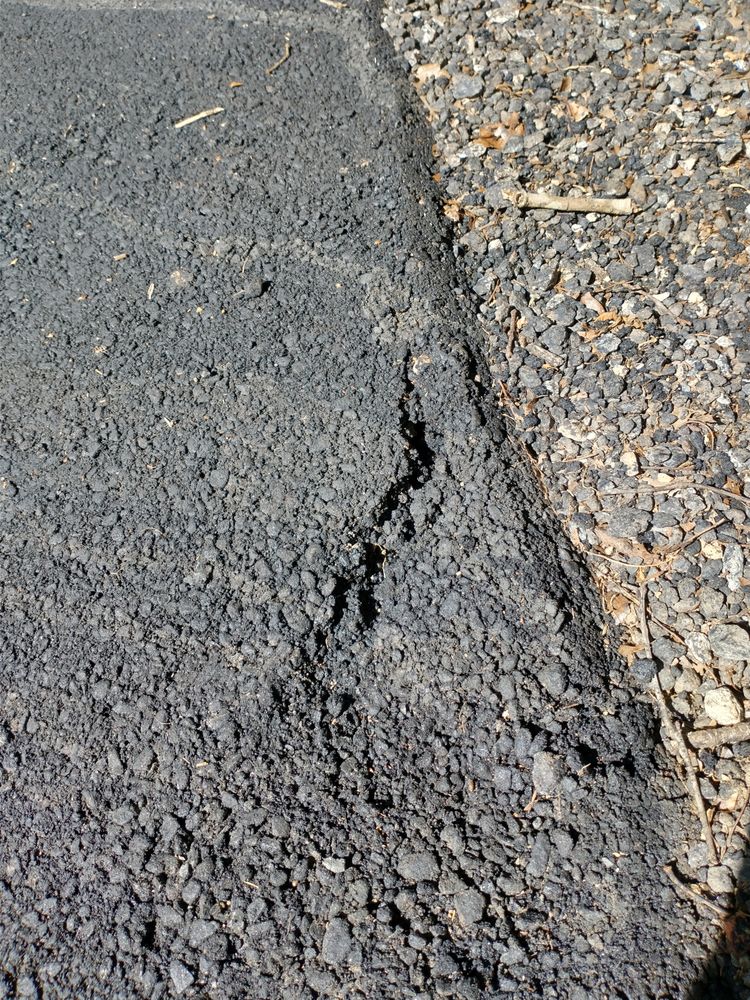 BOSS PAVING - Updated February 2025 - 11 Photos - 2217 Fox creek dr ...