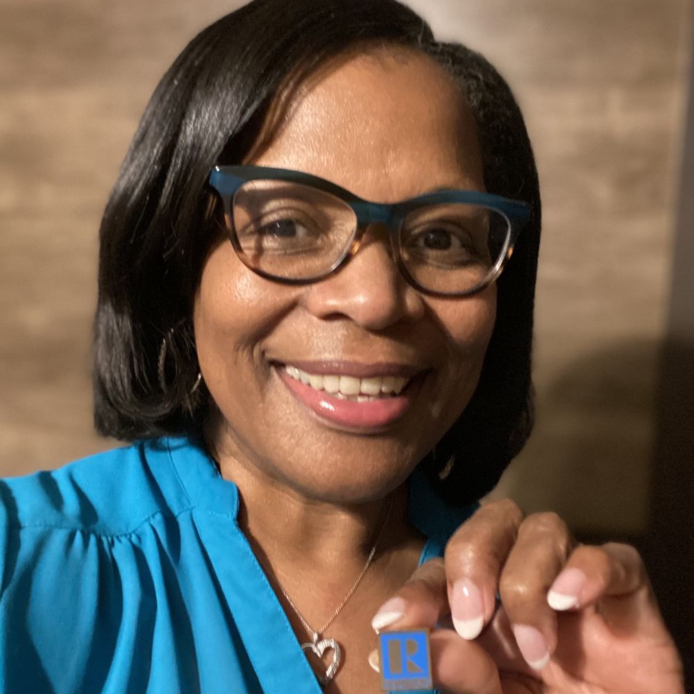 Laura Mathis's Instagram, Twitter & Facebook on IDCrawl