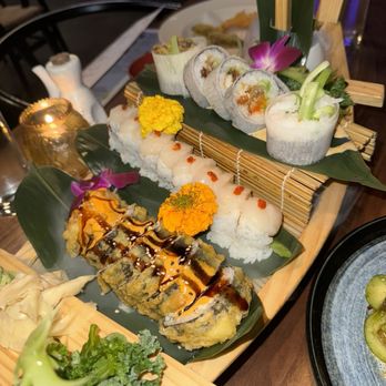 MIRAKUTEI SUSHI & RAMEN - Updated October 2025 - 153 Photos & 62 ...