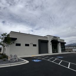 KNEADERS BAKERY & CAFE - Updated May 2025 - 46 Photos - 1595 W State Rd ...