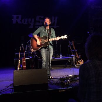 BOONDOCKS - Updated September 2025 - 37 Photos & 16 Reviews - 2909 N ...